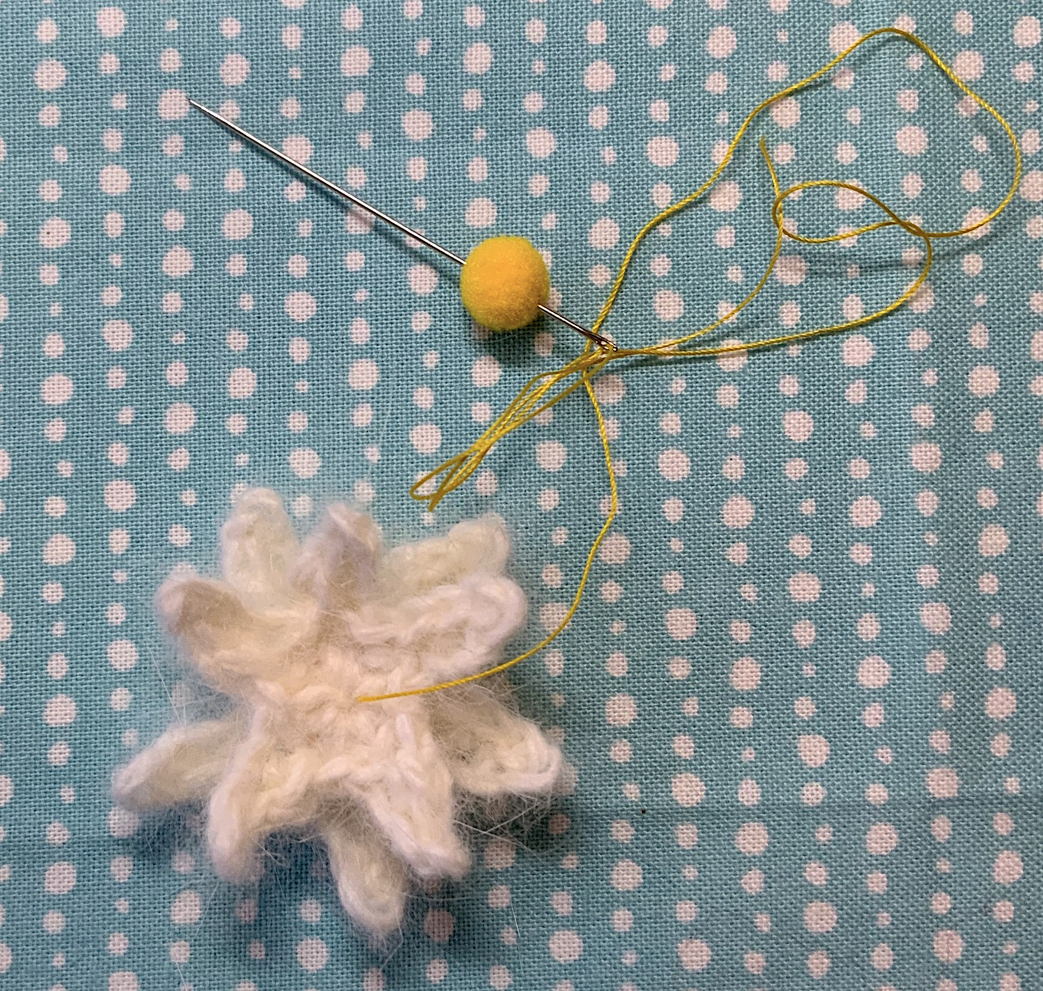 Des edelweiss au crochet – Les souris de Paris